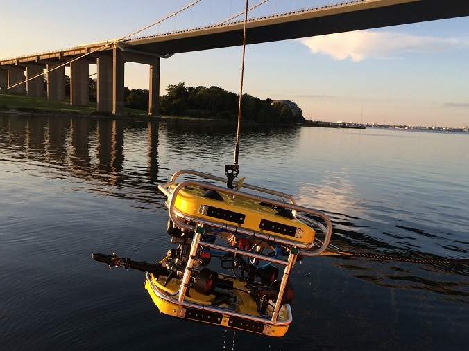 F.C. ROV-PILOTING - Offshore Technology