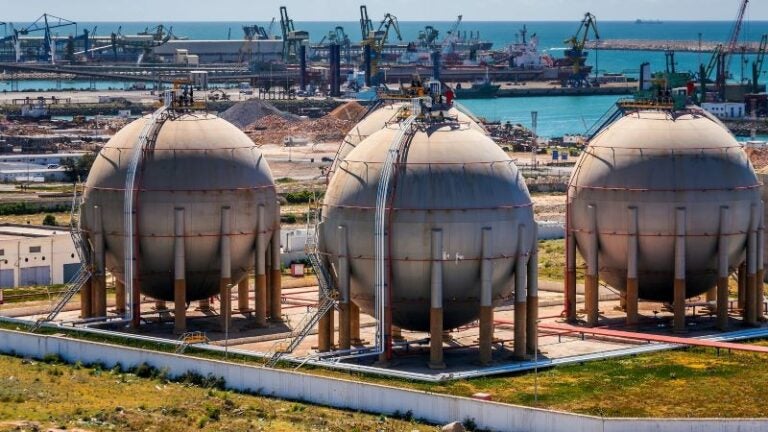 Oman LNG receives bids for framework agreement