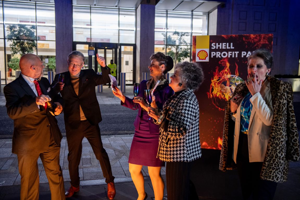 Shell announces profit in 2023; gets flak from environmentalists ...