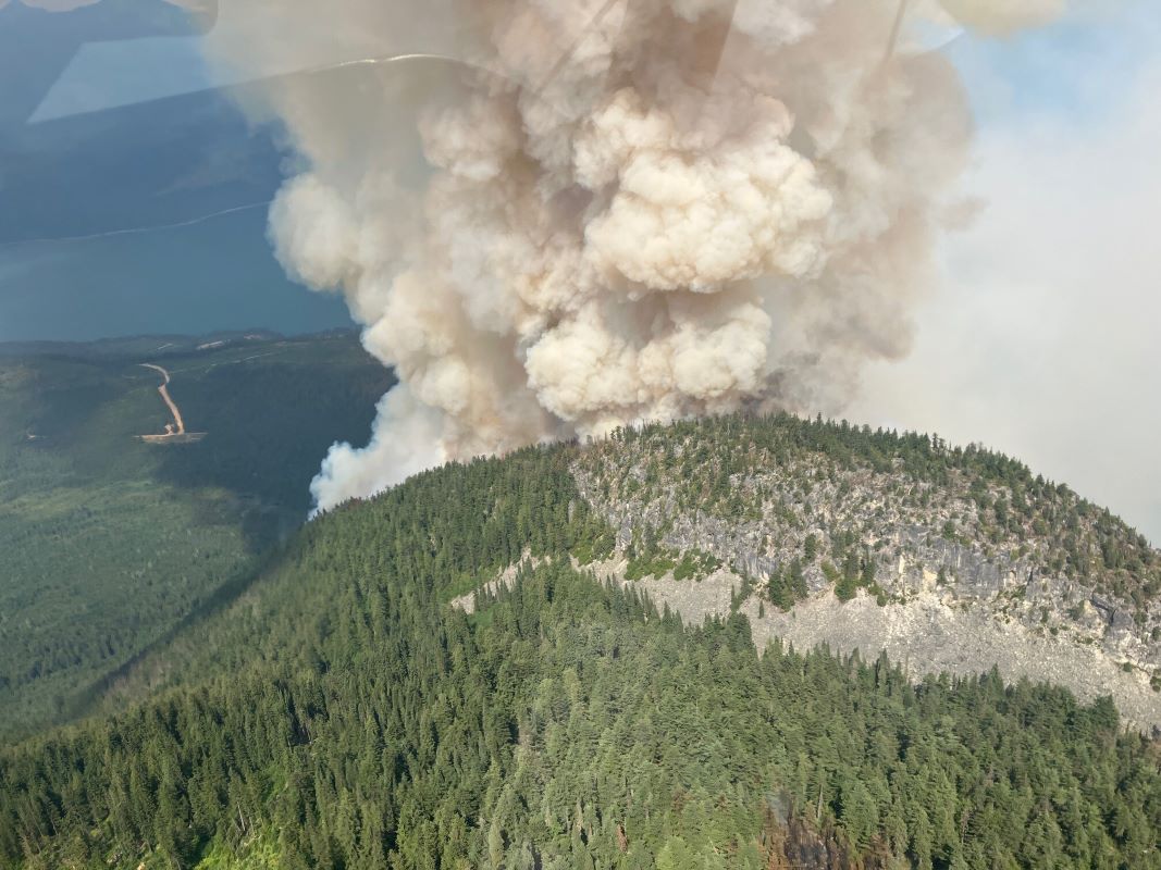 Rising wildfires risk Canada’s oil production and climate stability ...