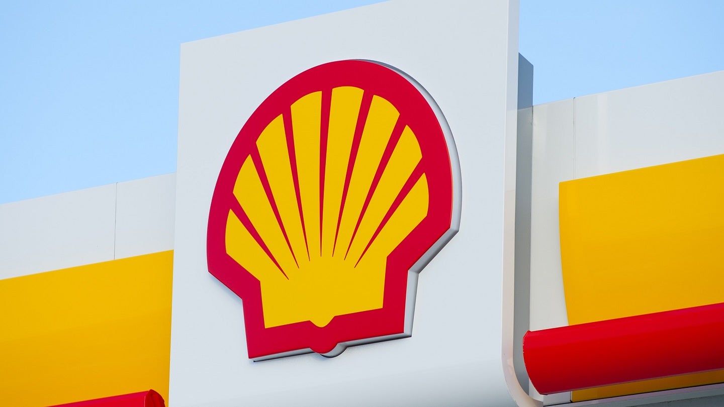 Shell to halt construction at Rotterdam biofuels facility - Offshore ...