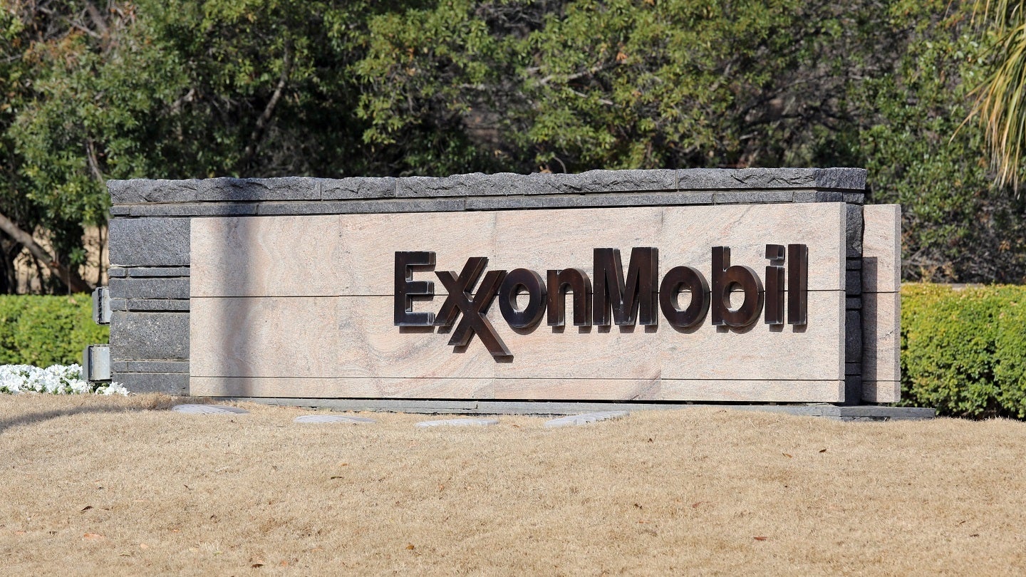 Exxon eyes startup of first Gulf Coast CCS project in 2025