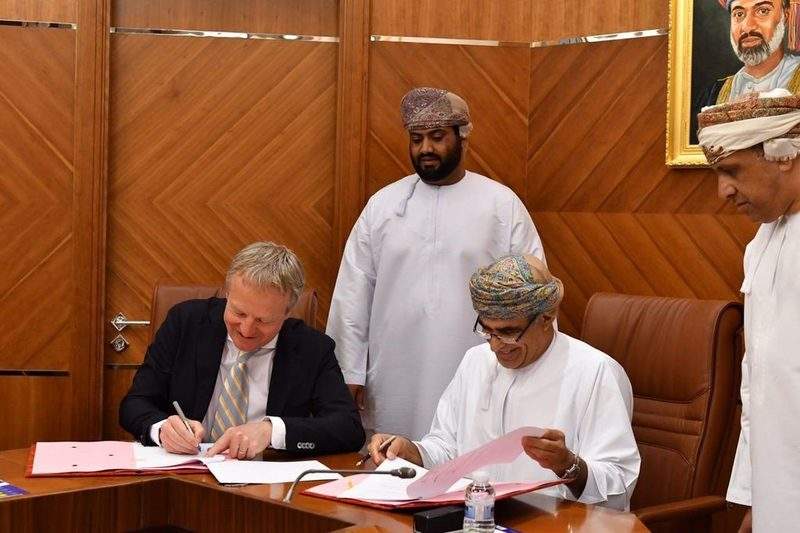Oman signs energy development deals with Shell and Total - Offshore ...