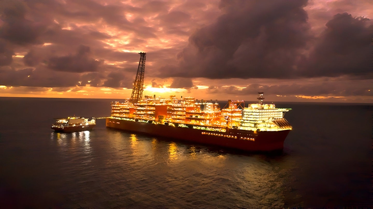 Mozambique Government approves Eni's Coral Norte FLNG plan